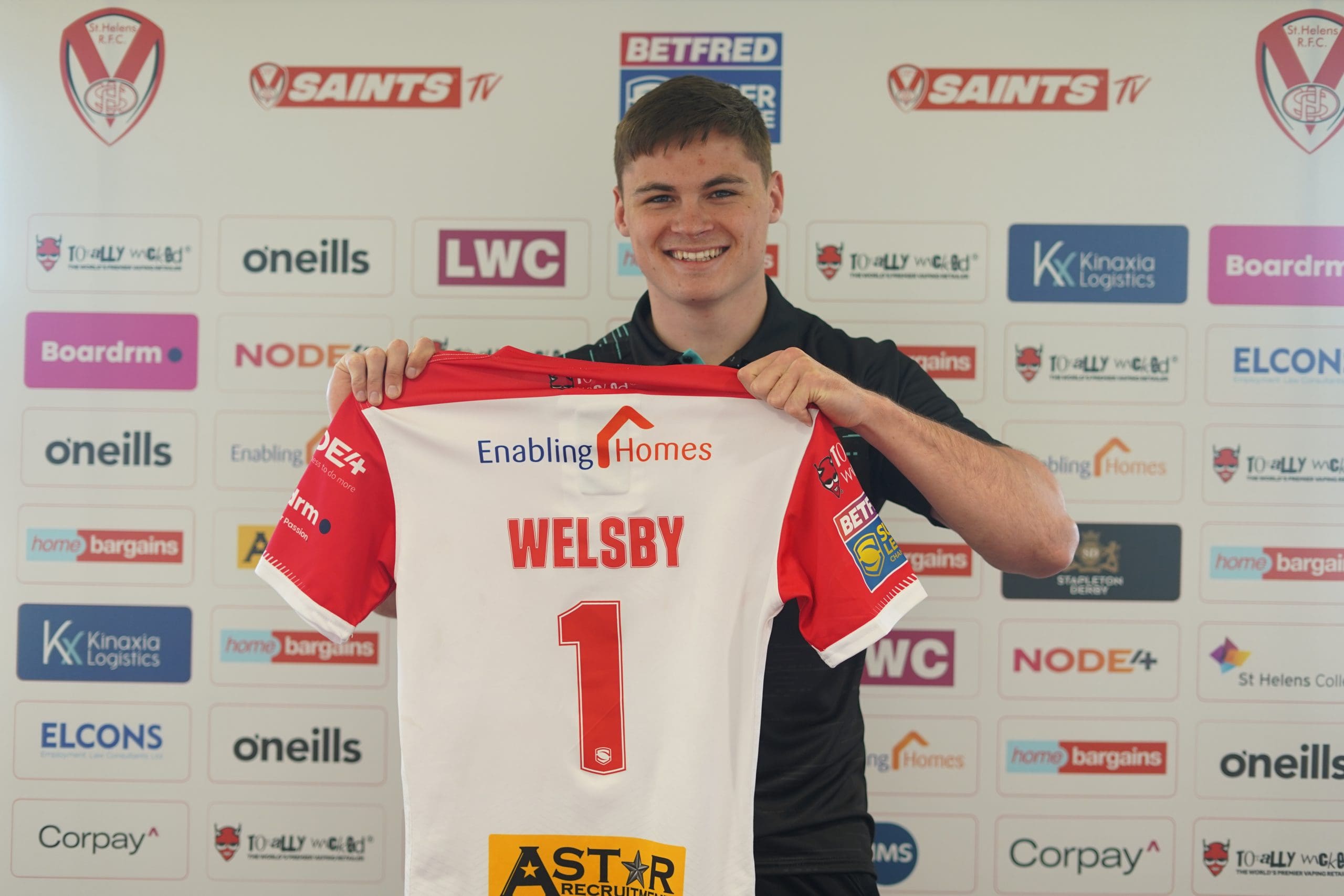 Welsby excited about future as full back at Saints - Saints TV